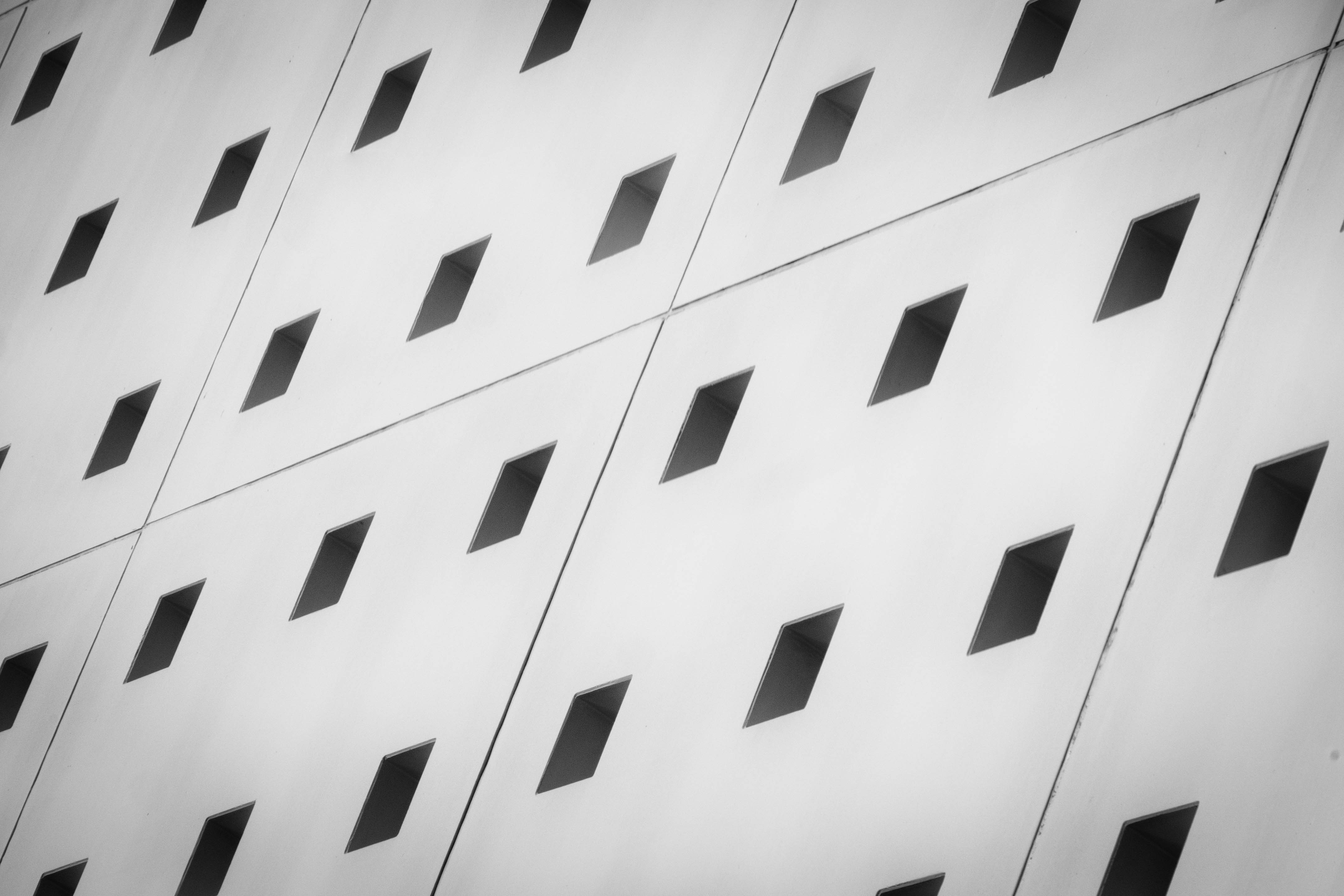 Angles in Architecture – Mark McMahon